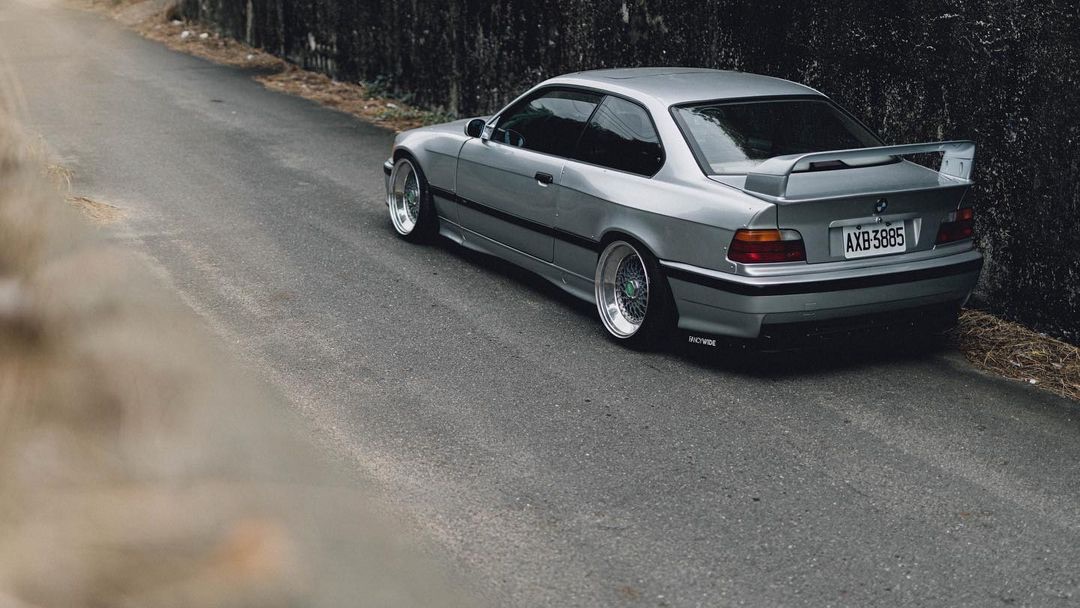 E36 coupe “Phase 2” – Fitmentlab